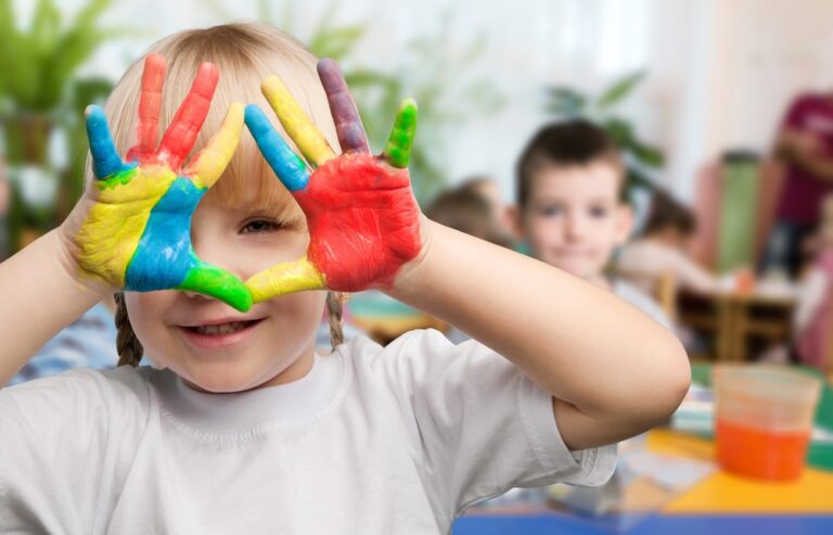 How art can help with your child’s development - Early Start Australia